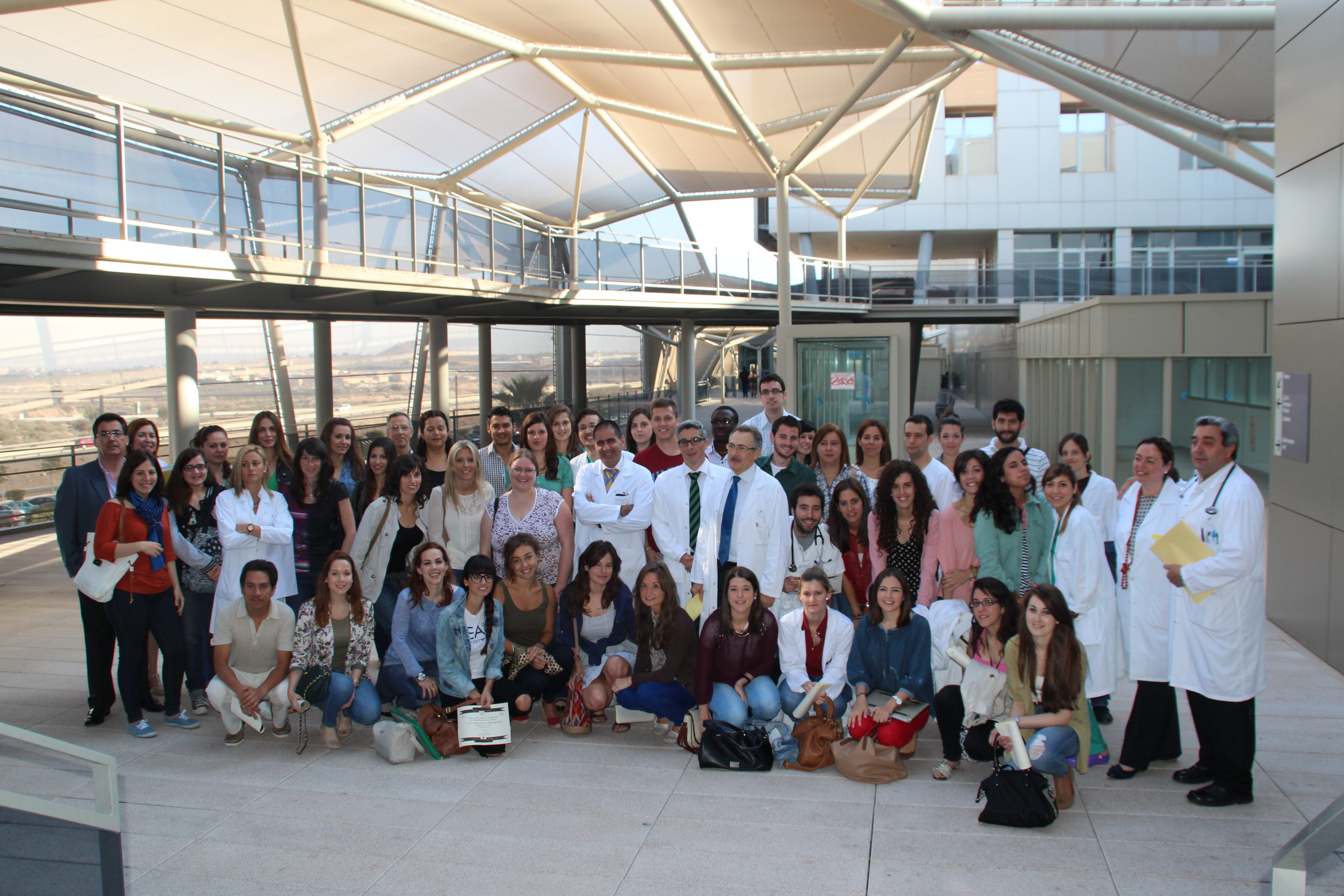 Hoy inician su formación en el Área II de Salud los nuevos médicos y ...